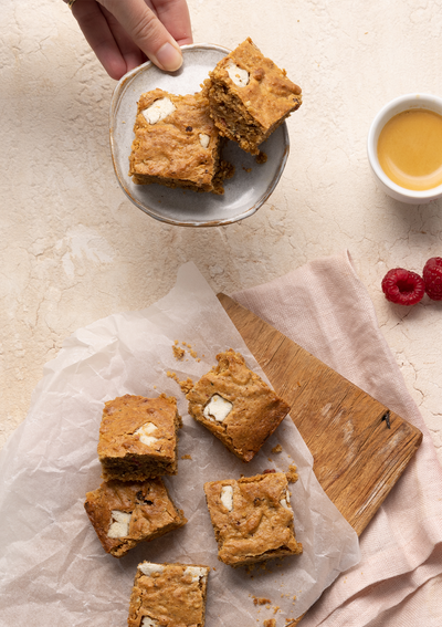 Mt. Elephant Raspberry & Whyte Choc Wholefood Blondie Mix - 350g ...